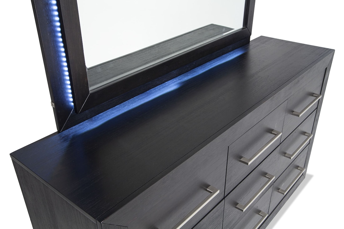 Cosmopolitan 5 Piece Queen Black Storage Bedroom Set with Chest | queen ...