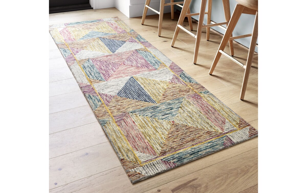 Anara Red 5' x 7'6'' Rug | 5-x-8