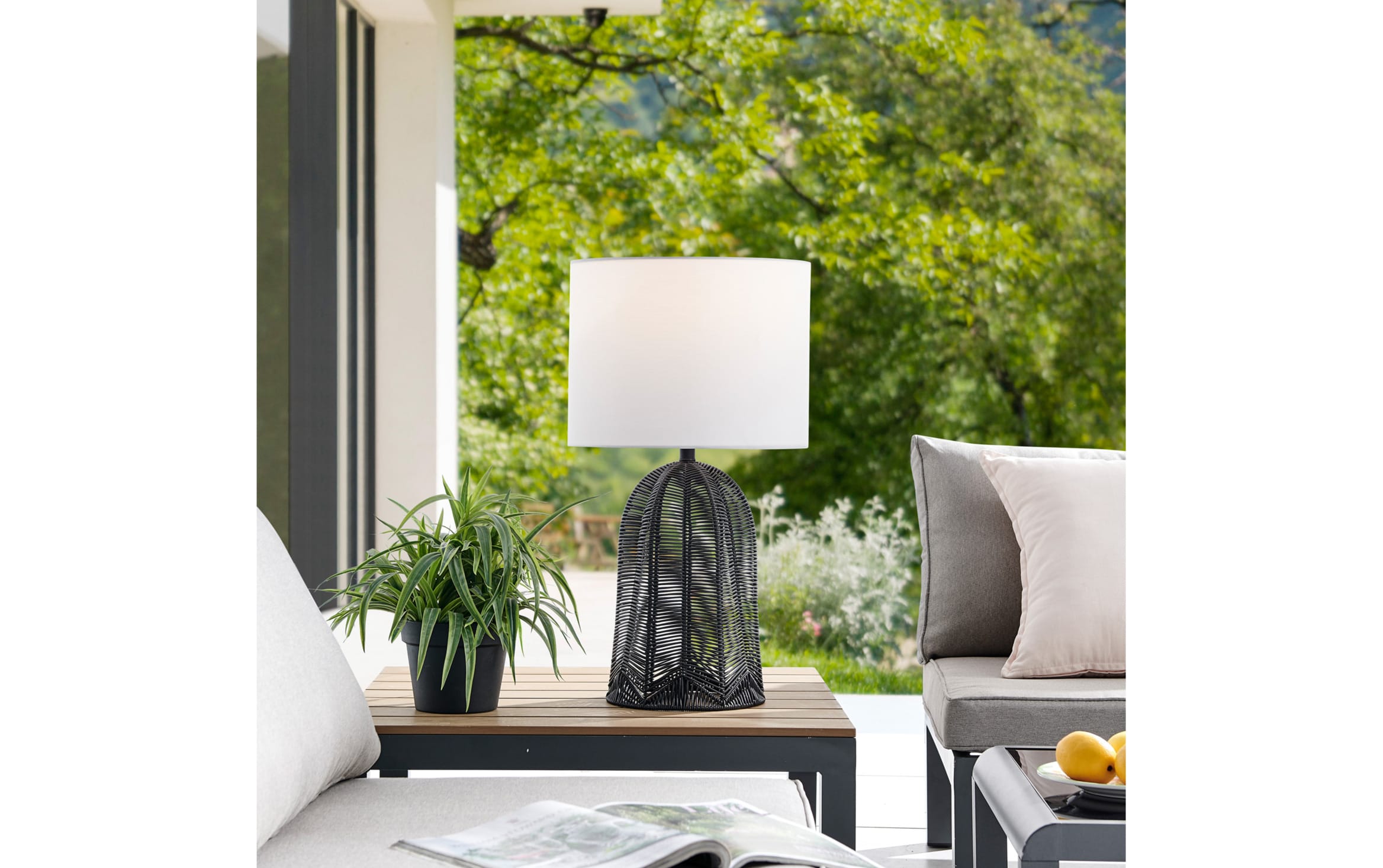 Lulana Table Lamp | black_finish