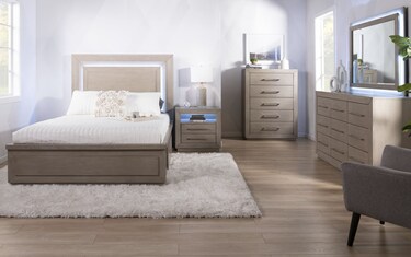 Cosmopolitan 5 Piece California King Gray Storage Platform Bedroom Set ...