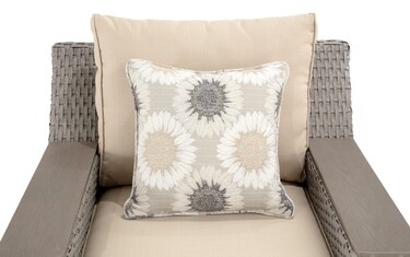 Cottage Chic 4 Piece Beige Wicker Outdoor Conversation Set | Bob's ...